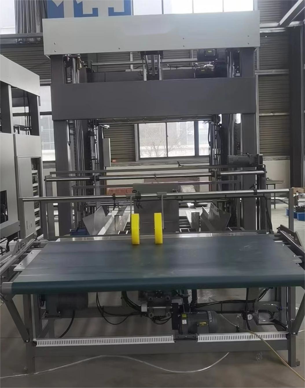 Automatic Flip Flop Stacker Manual pallet type SDX-FZ1450